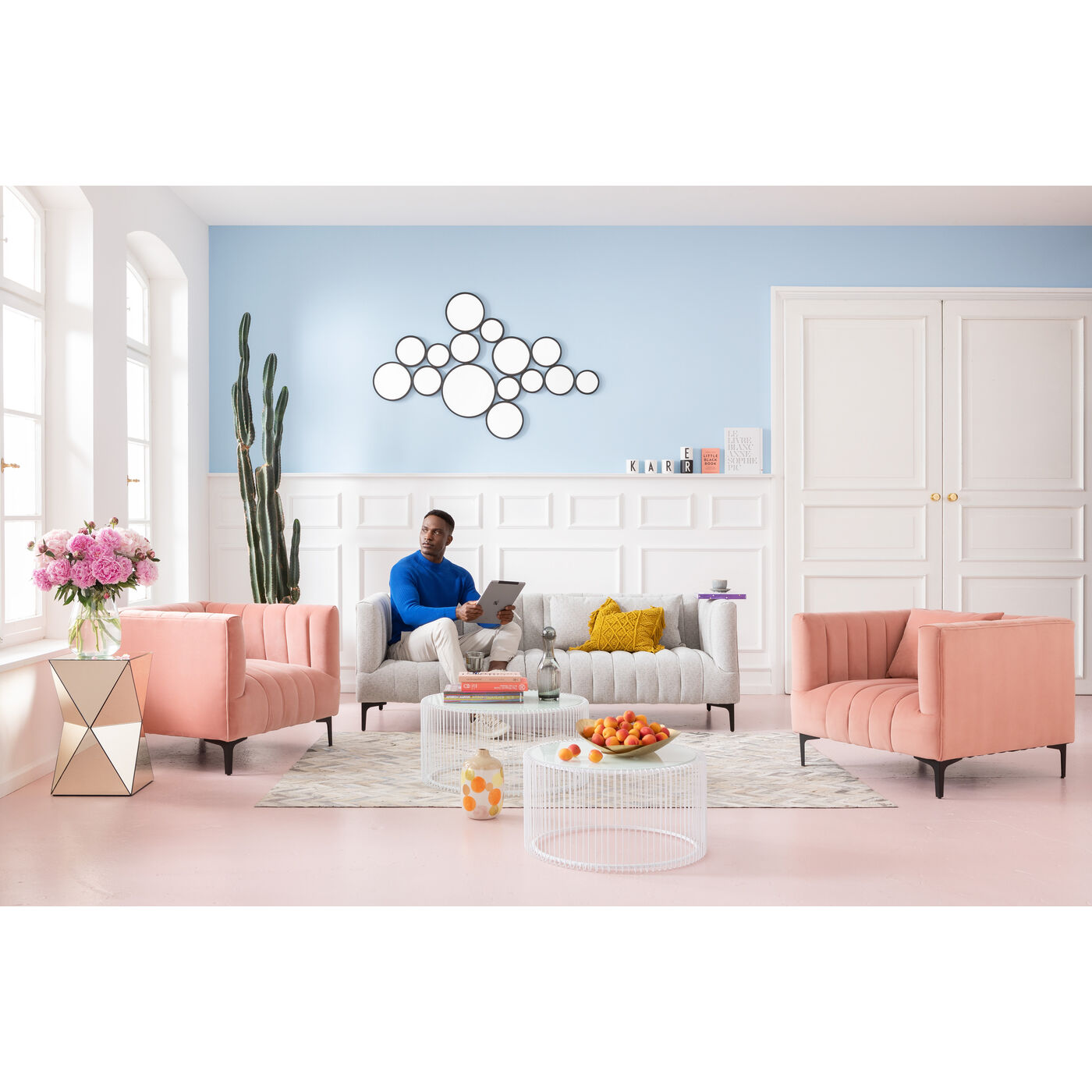 Mesa auxiliar Luxury Triangle Pearl 32x32cm - KARE Chile